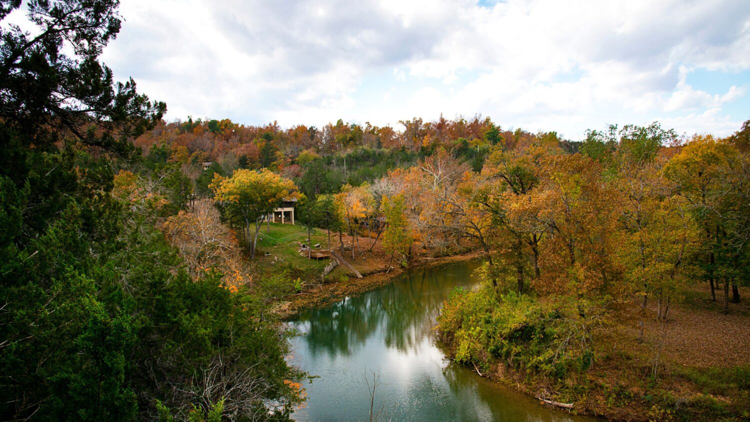Fall Daytrips in Northwest Arkansas for Moms - BIGPITTSTOP